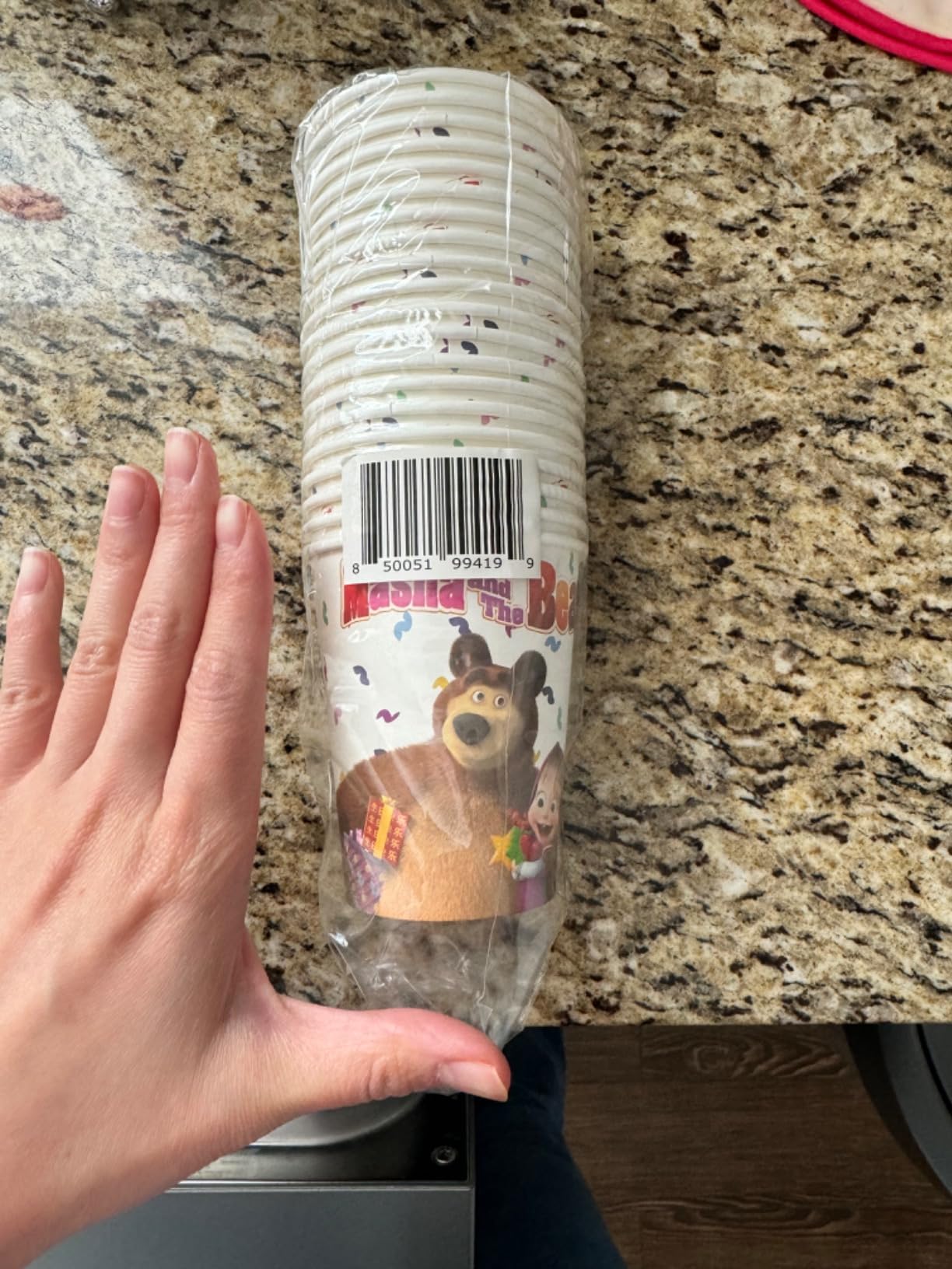 Amazon.com: Mighty Mojo Masha and The Bear Party Cups: Set of 20 ...