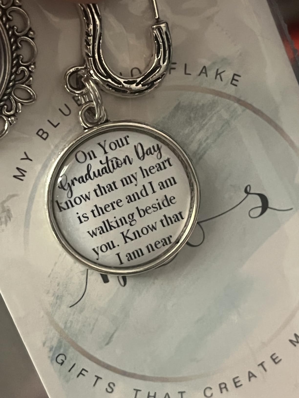 Amazon.com: Graduation Cap Memorial Tassel Photo PIn Grad Cap gown ...