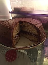 Easy Cake Cookbook: 75 Sinfully Simple Recipes for Bake-and-Eat Cakes ...