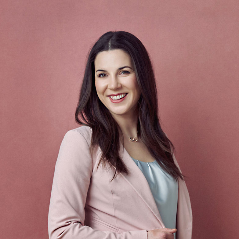 Amazon.com: Dr Lisa Belanger: books, biography, latest update