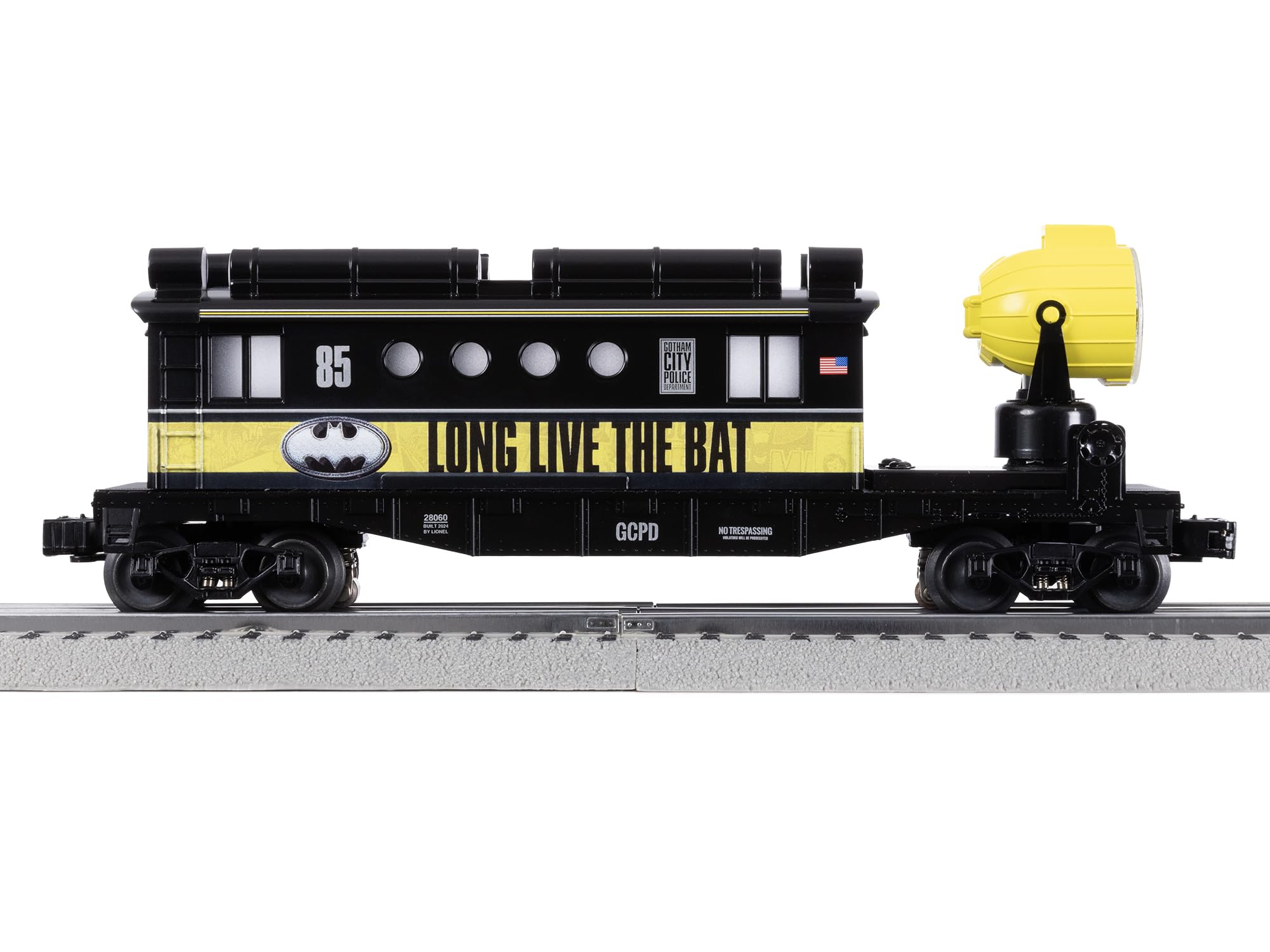Snapklik.com : DC Comics Batman 85th Anniversary Bat Signal O Gauge ...