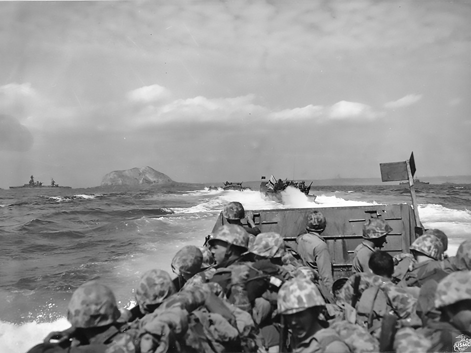 Amazon.com: World War 2 Battle of Iwo Jima Poster WW2 Poster USMC ...