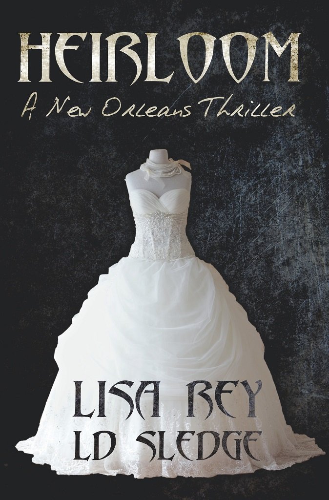 Amazon.com: Heirloom: A New Orleans Thriller eBook : Rey, Lisa, Sledge ...