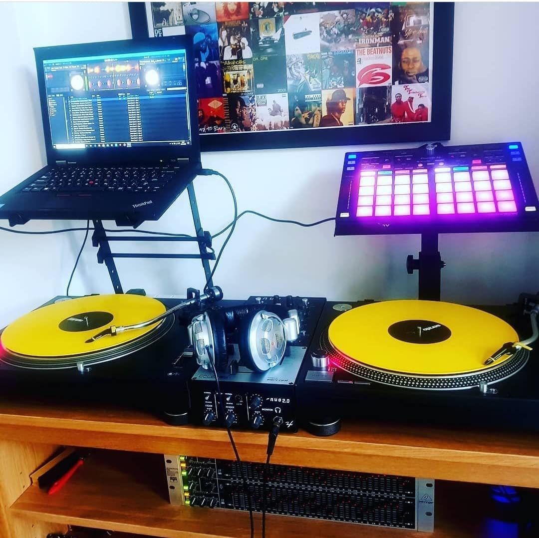 Ecler NUO 2.0 2-Channel DJ-Mixer - DJ Battle Mixer : Amazon.co.uk ...