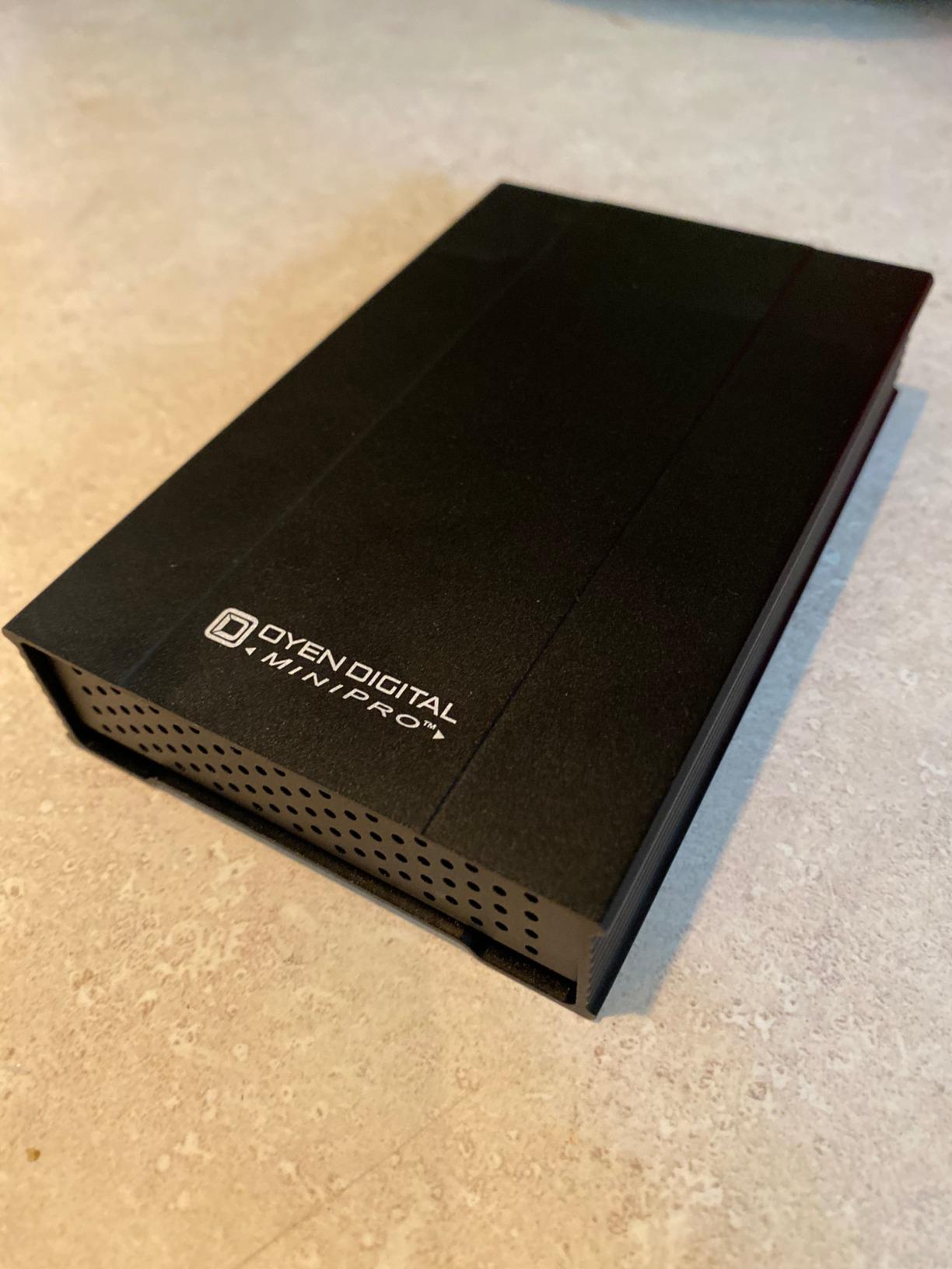 Amazon.com: Oyen Digital MiniPro External 2.5-inch eSATA, USB-C ...