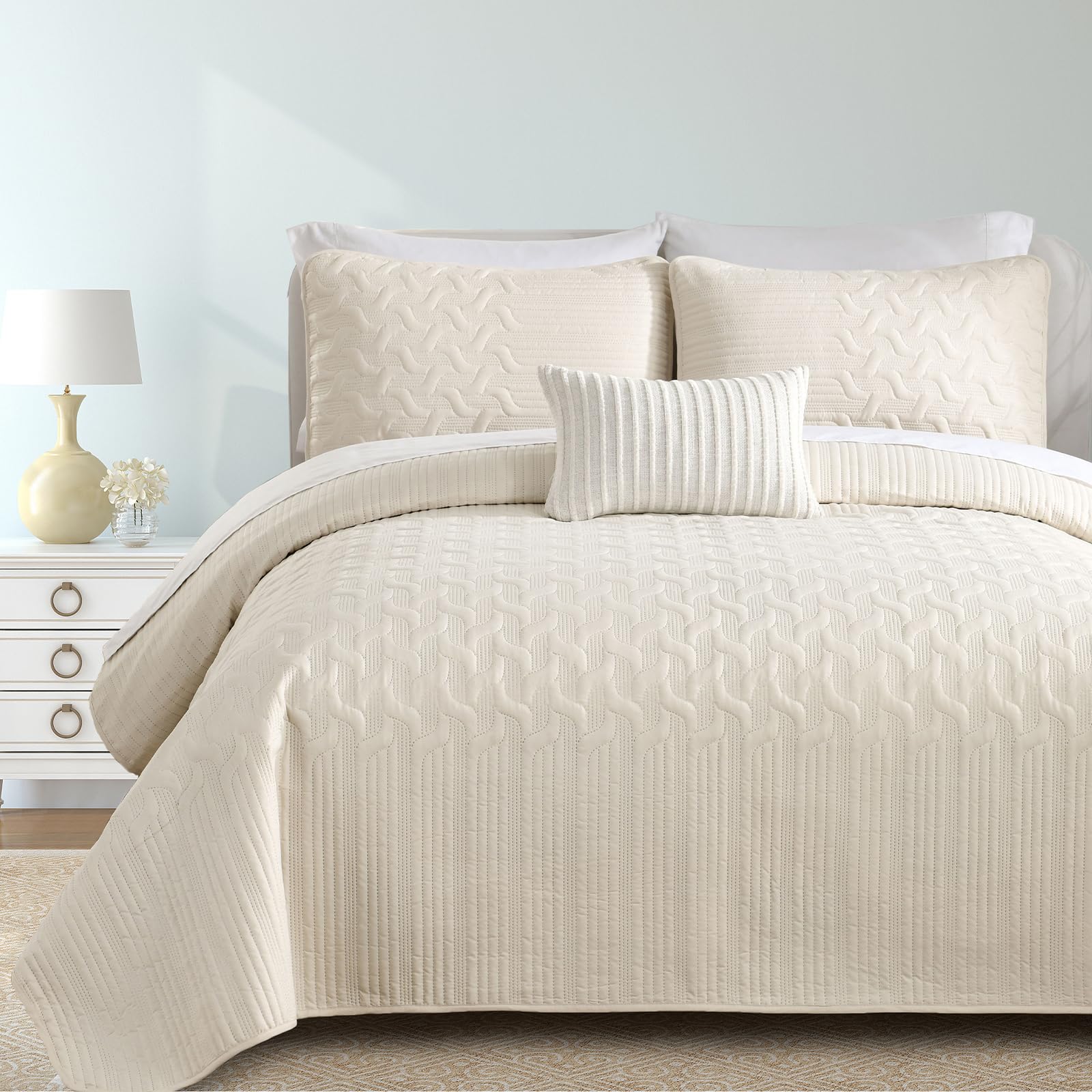 Beige Quilt Set Queen Size Lightweight Bedspread Ultrasonic Wave ...
