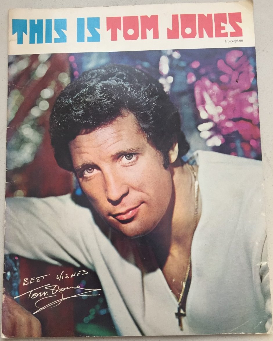 This is Tom Jones: Terry O'Neil: Amazon.com: Books
