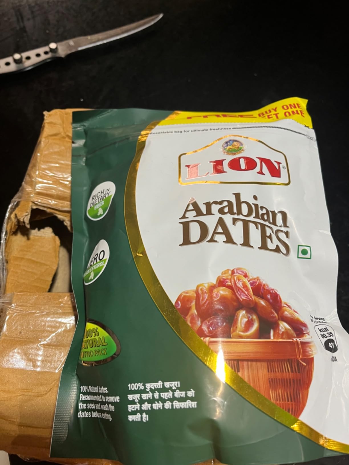 Lion Dates Arabian Dried Seeded Dates