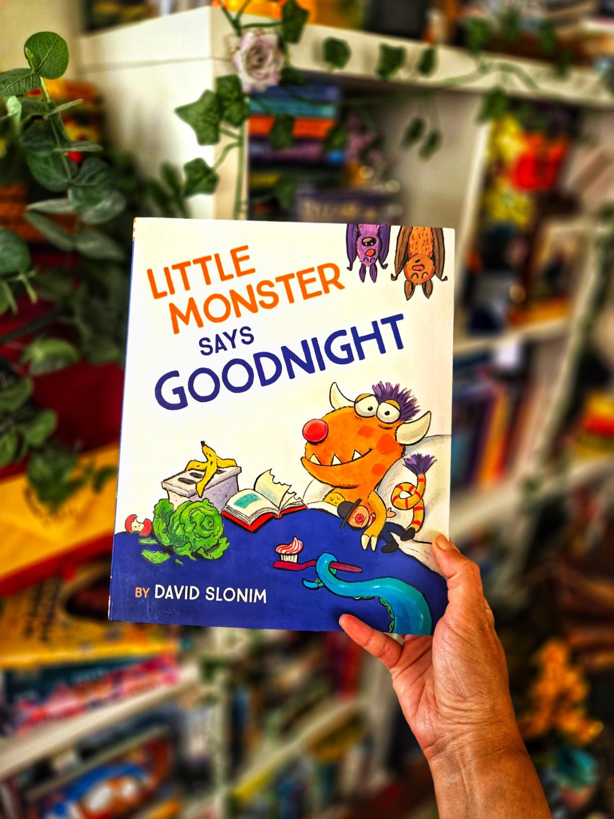 Little Monster Says Goodnight: Slonim, David, Slonim, David ...