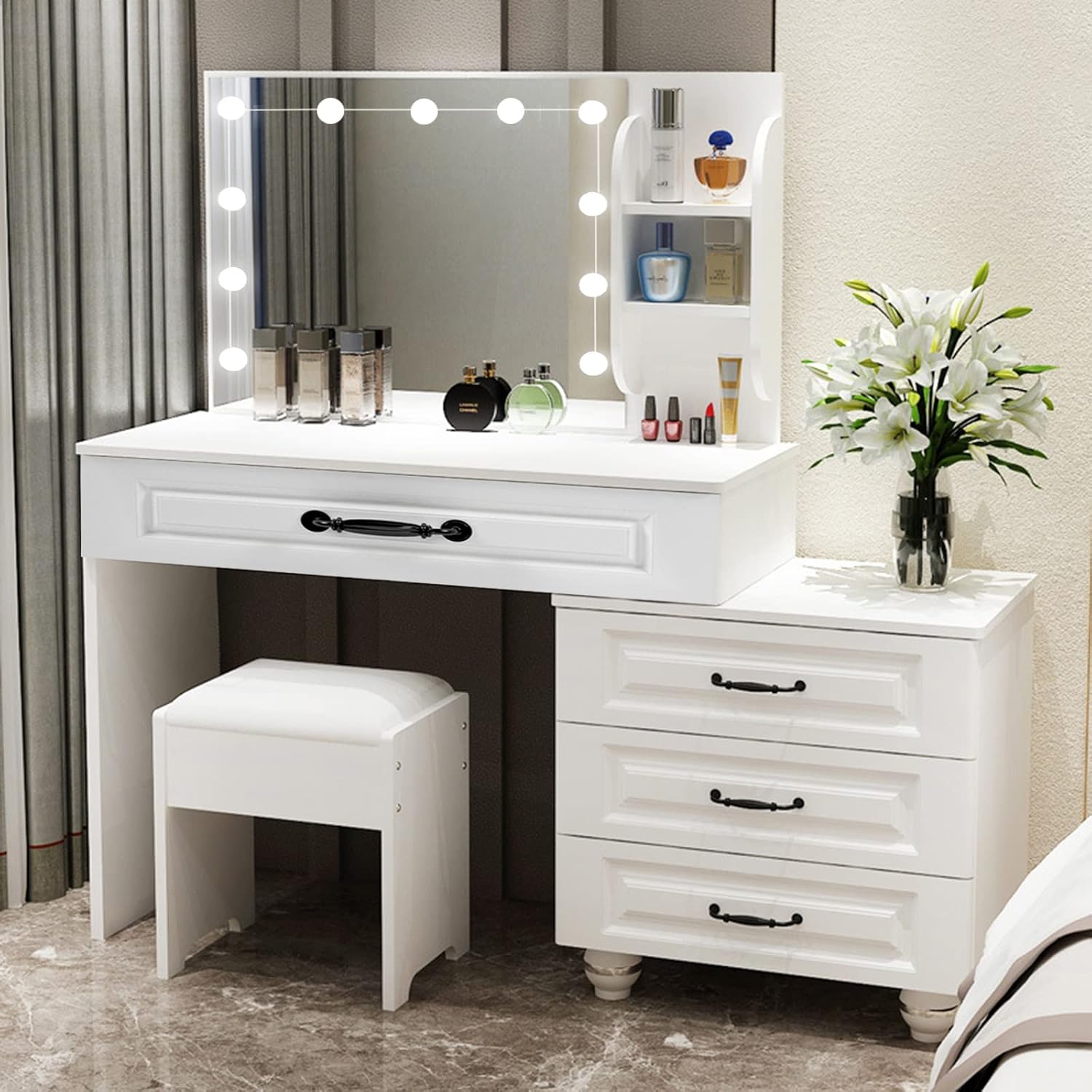 Amazon.com: Vanity Set Dressing Table with Lighted Mirror, Modern ...