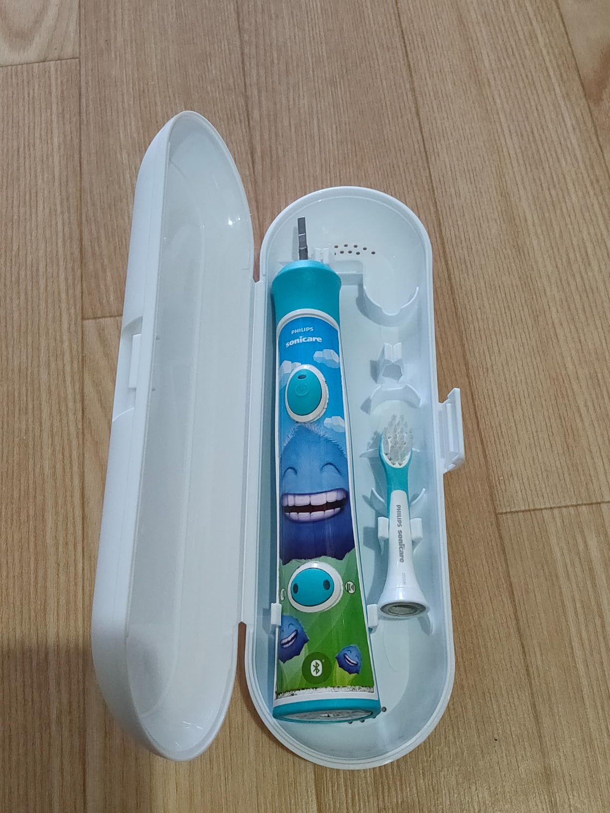 Amazon.co.jp: DoocliB 歯ブラシケース 電動歯ブラシ 携帯用 通気性 オーラルb トラベルケース Oral-B Philips Sonicareなど対応可能 (長さ21cm ...