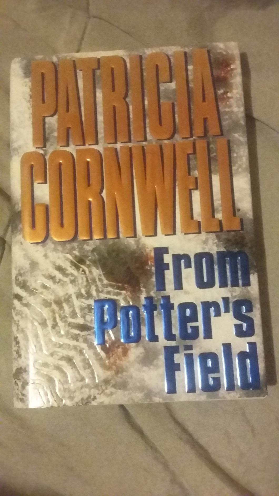 Amazon.com: From Potter's Field: 9780684195988: Cornwell, Patricia: Books