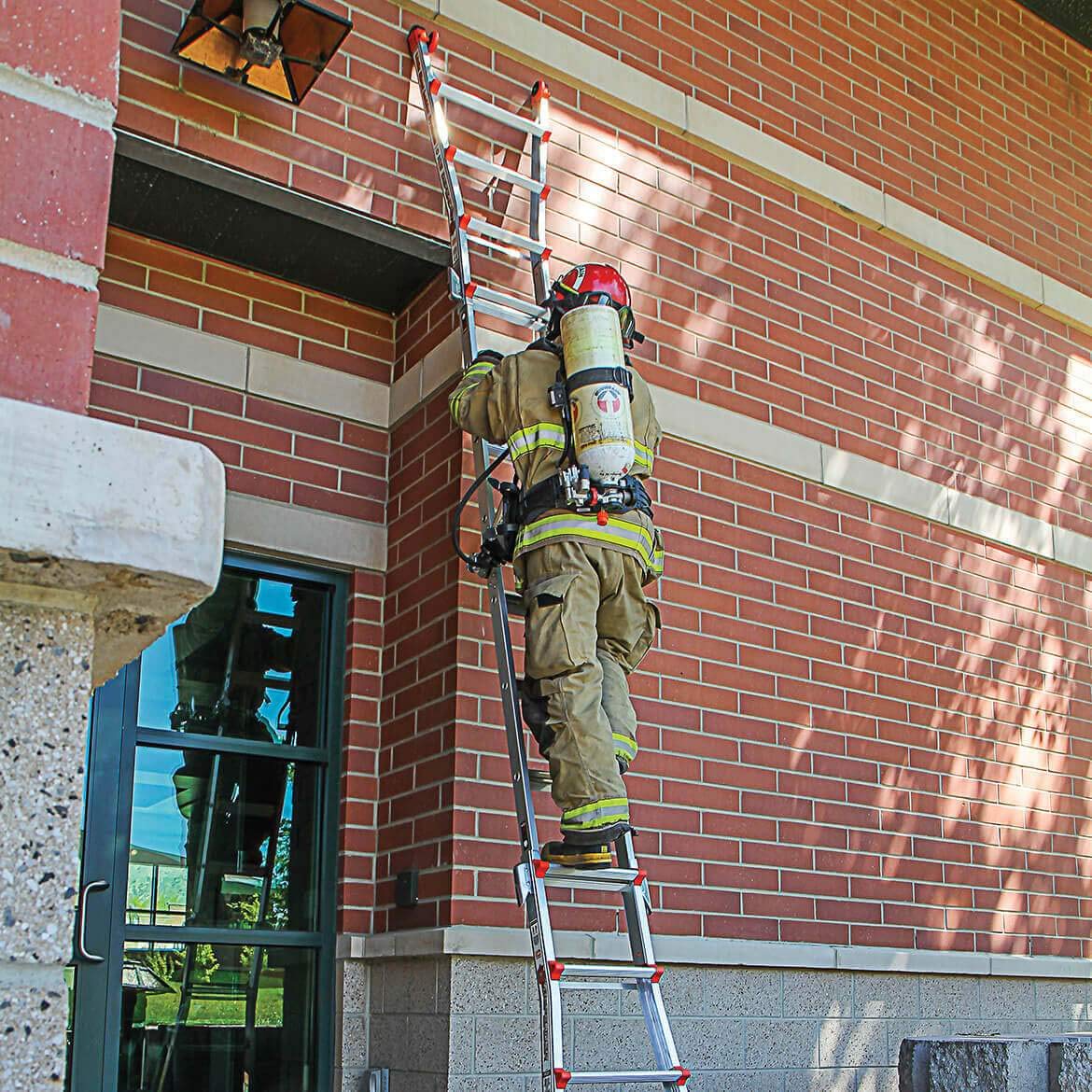 Little Giant Ladders Multipurpose Ladder Model 15182-882 User Manual