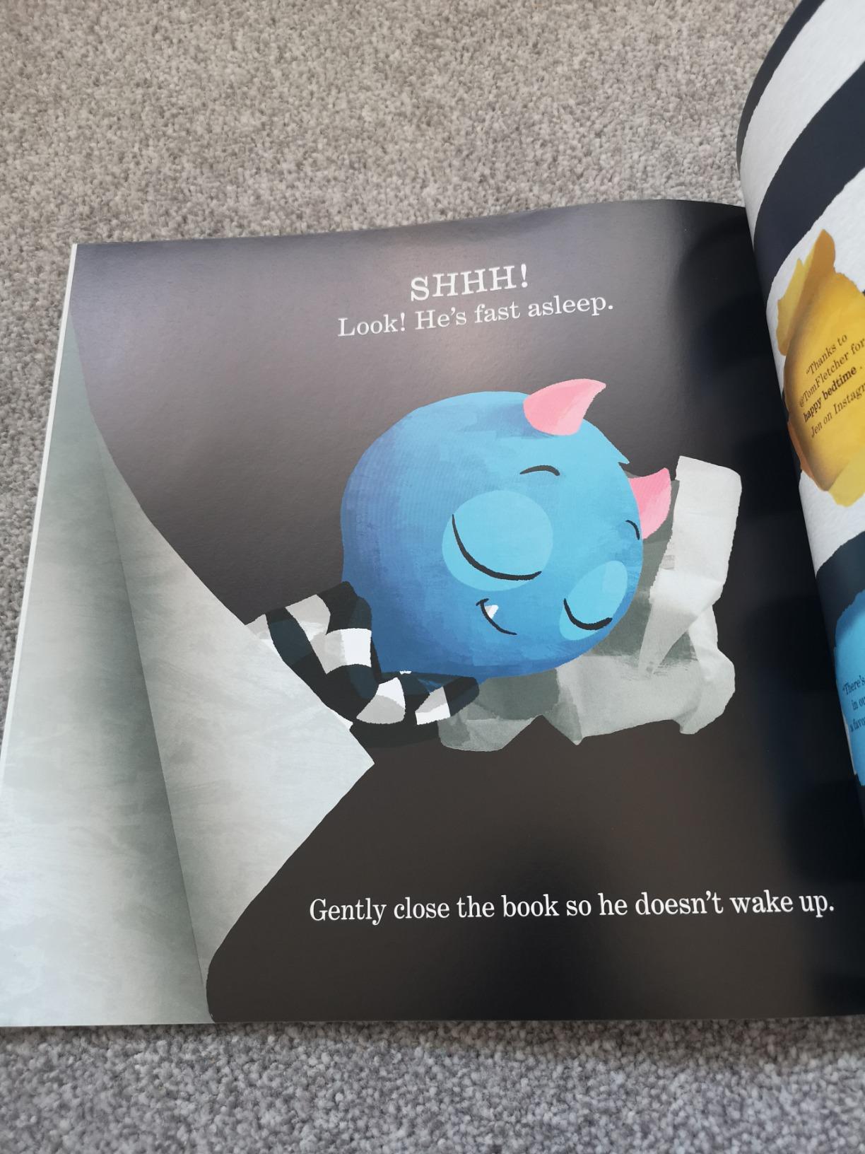 There's a Monster in Your Book (Who's in Your Book?) : Fletcher, Tom ...