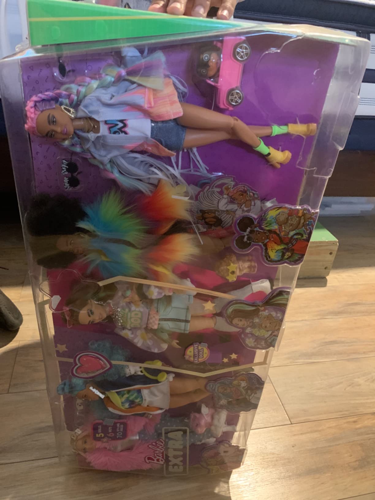 Amazon.com: Barbie Extra 5-Doll Set with 6 Pets and 70 Styling Pieces ...