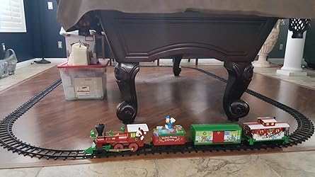 Amazon.com: Lionel Disney Battery-Operated Mickey Mouse Express Toy ...