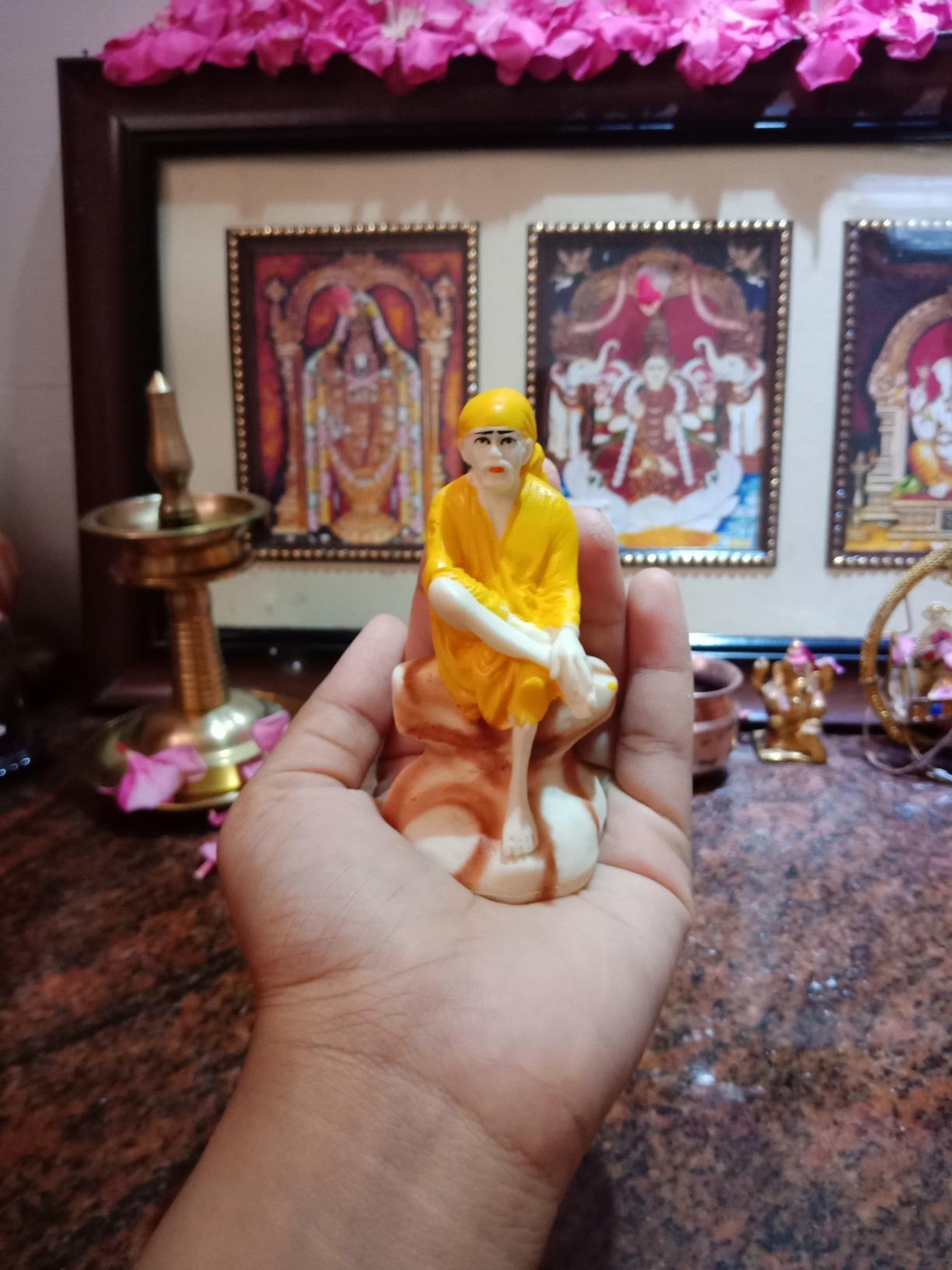 Divine Gifts Sai Baba Idols for Car Dashboard | Saibaba Statue Yellow ...