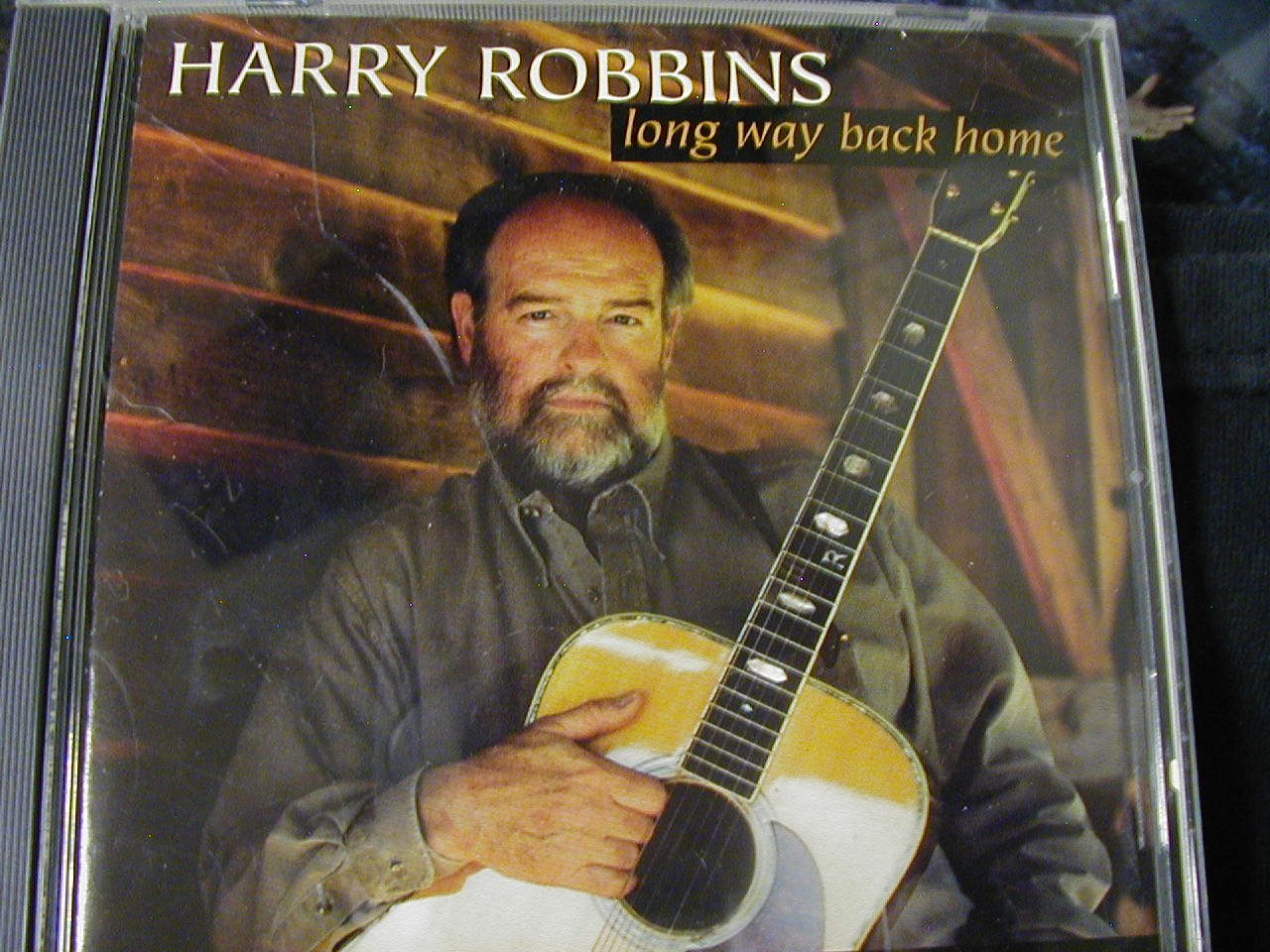 Harry Robbins - Long Way Back Home - Amazon.com Music