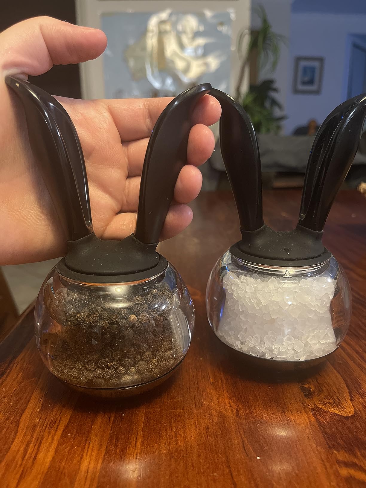 Chef'n PepperBall Pepper Grinder Mill, Black/Clear '8 x 8 x 15 cm 85300 ...