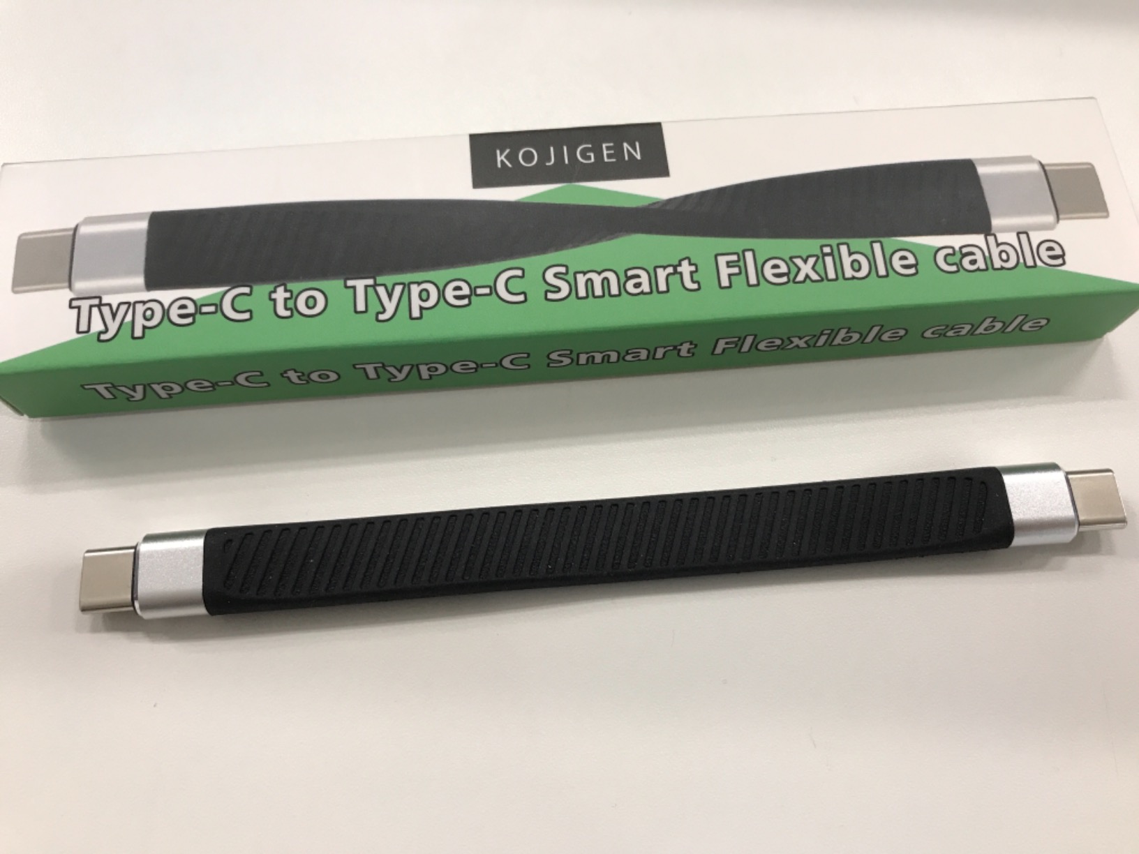 Amazon.co.jp: Kojigen USB-C to C FPC Bendable Cable 13cm ブラック 充電・データ転送 USBケーブル KOJ-203 : パソコン・周辺機器