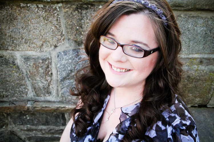 Amazon.com: Stephanie Thomas: books, biography, latest update