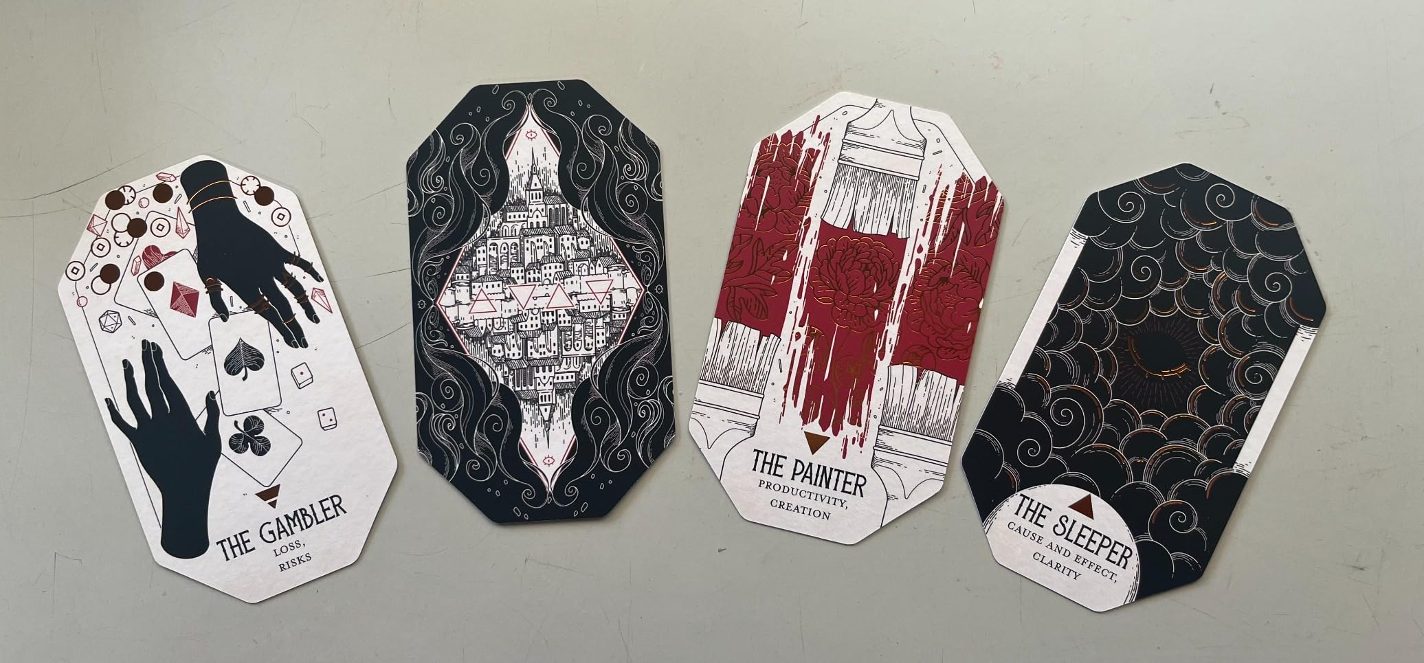 Amazon | The Citadel: A Fantasy Oracle (Modern Tarot Library ...