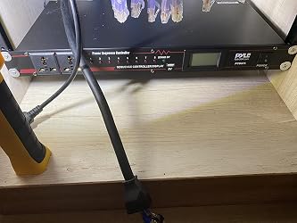 Amazon.com: Pyle 10 Outlet Power Sequencer Conditioner - 13 Amp 2000W ...