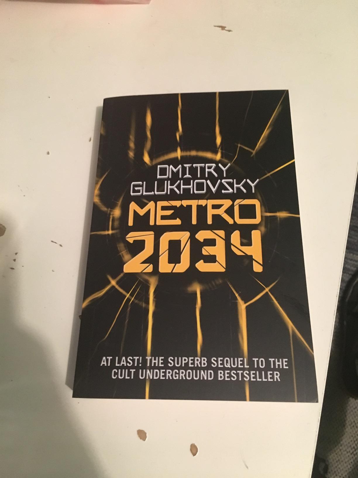 Metro 2034: Glukhovsky, Dmitry: 9781473204300: Books - Amazon.ca