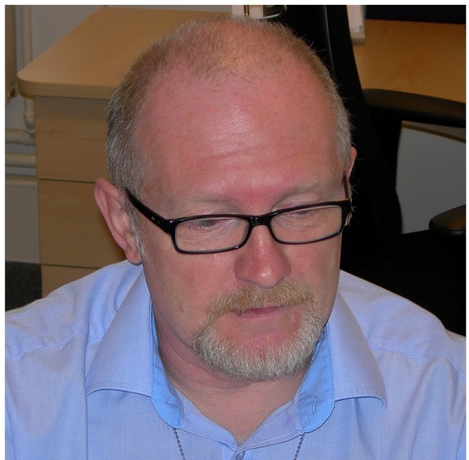 Amazon.com: Malcolm Kerr: books, biography, latest update