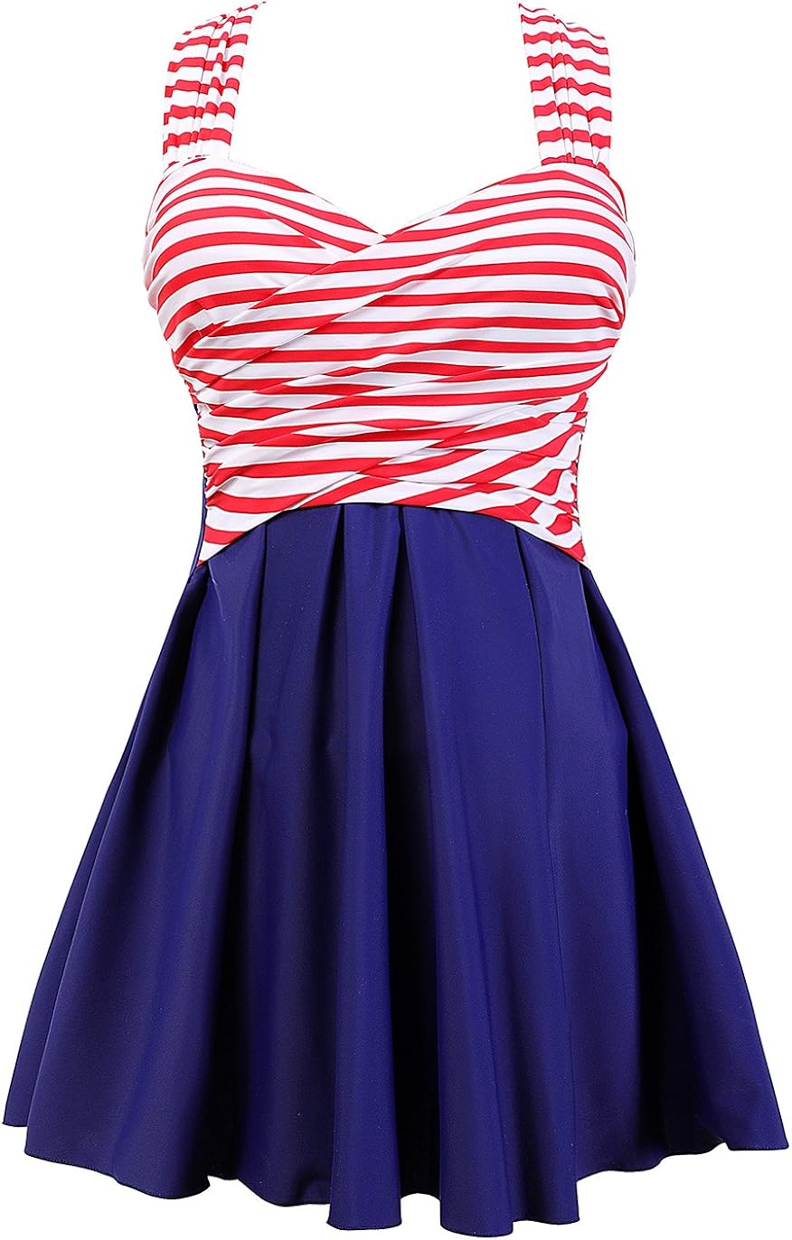 1940s Bathing Suits, Swimsuits and Swimwear