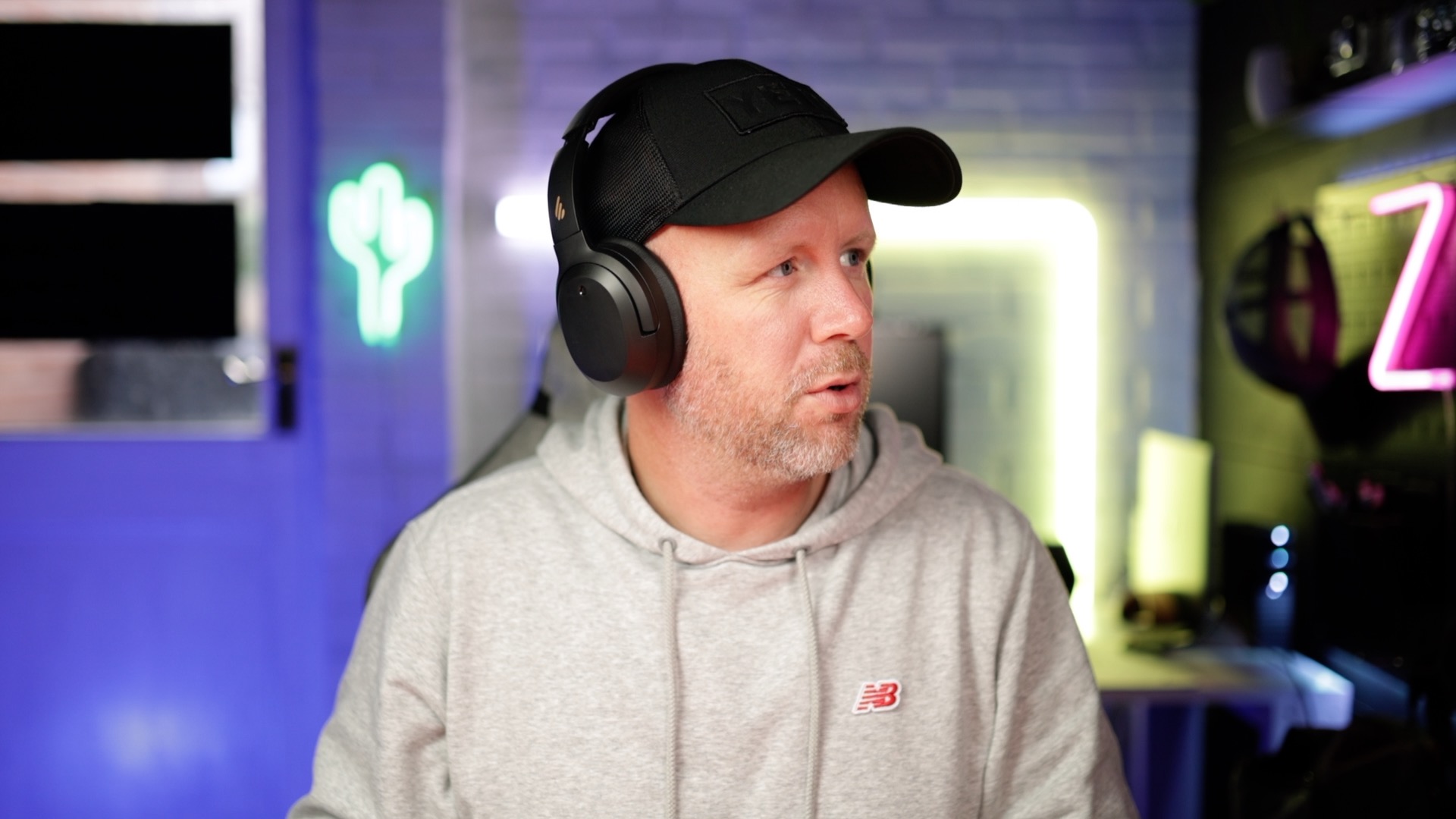 Zander Round's Amazon Page