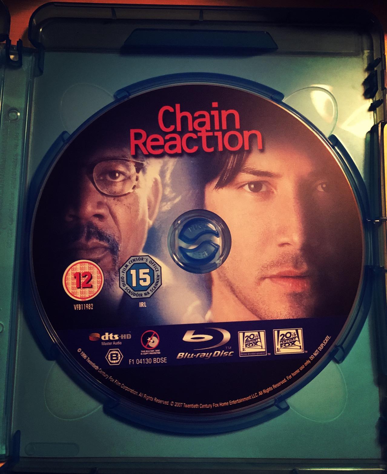 Chain Reaction [VHS] : Keanu Reeves, Morgan Freeman, Rachel Weisz, Fred ...