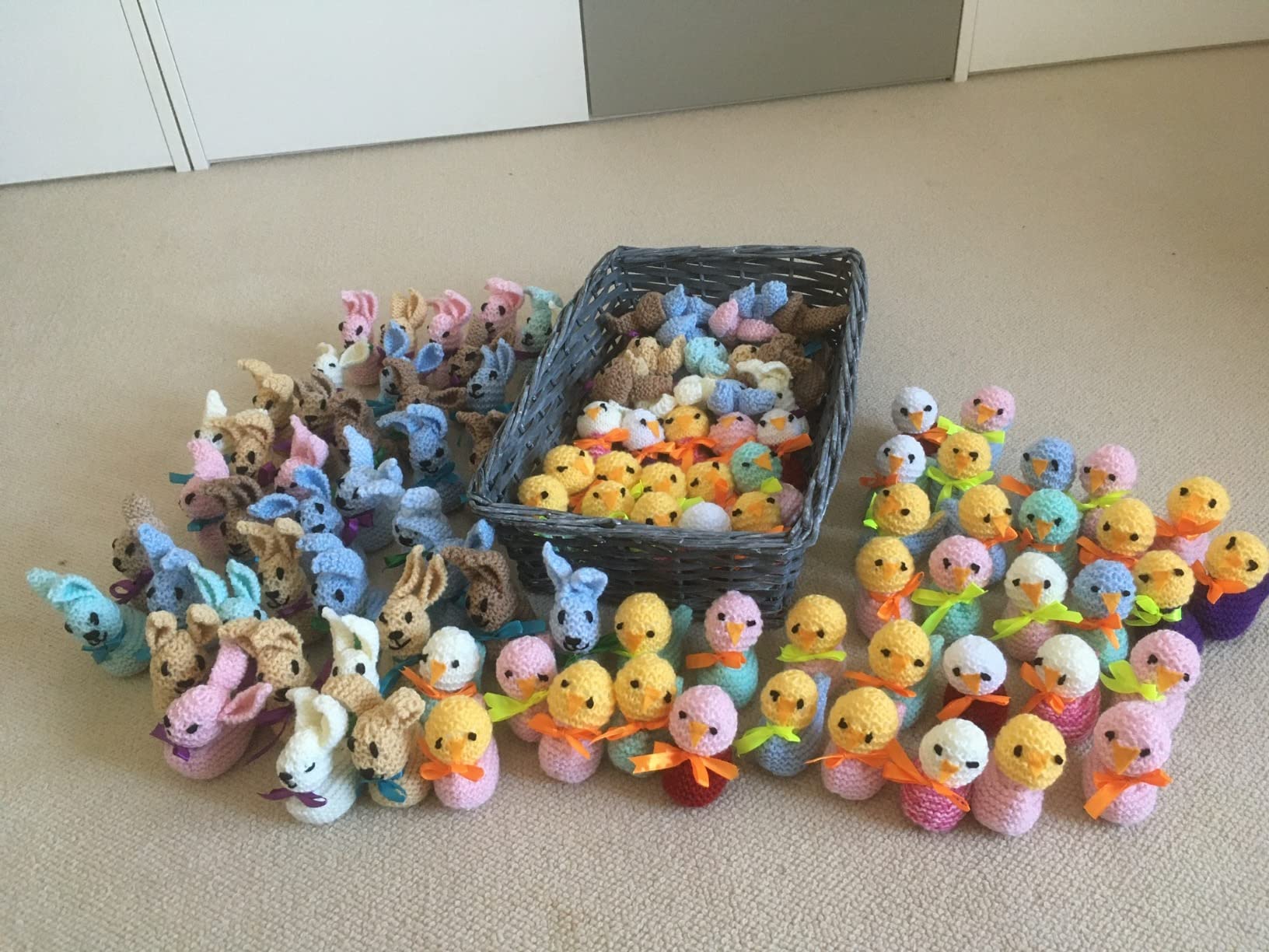 Cadbury Mini Eggs 80g Bag (Pack of 12) : Amazon.co.uk: Grocery