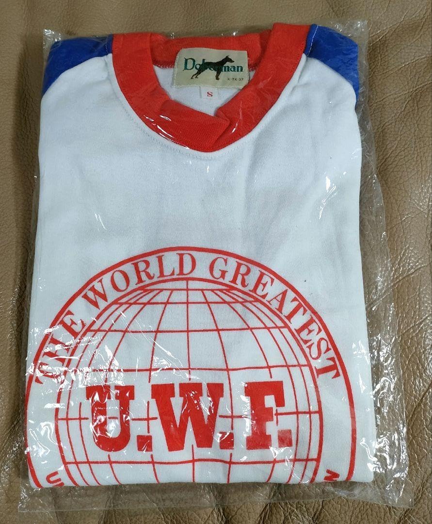 Amazon.co.jp: 当時物 デッドストック旧UWF Tシャツ S レア : ファッション