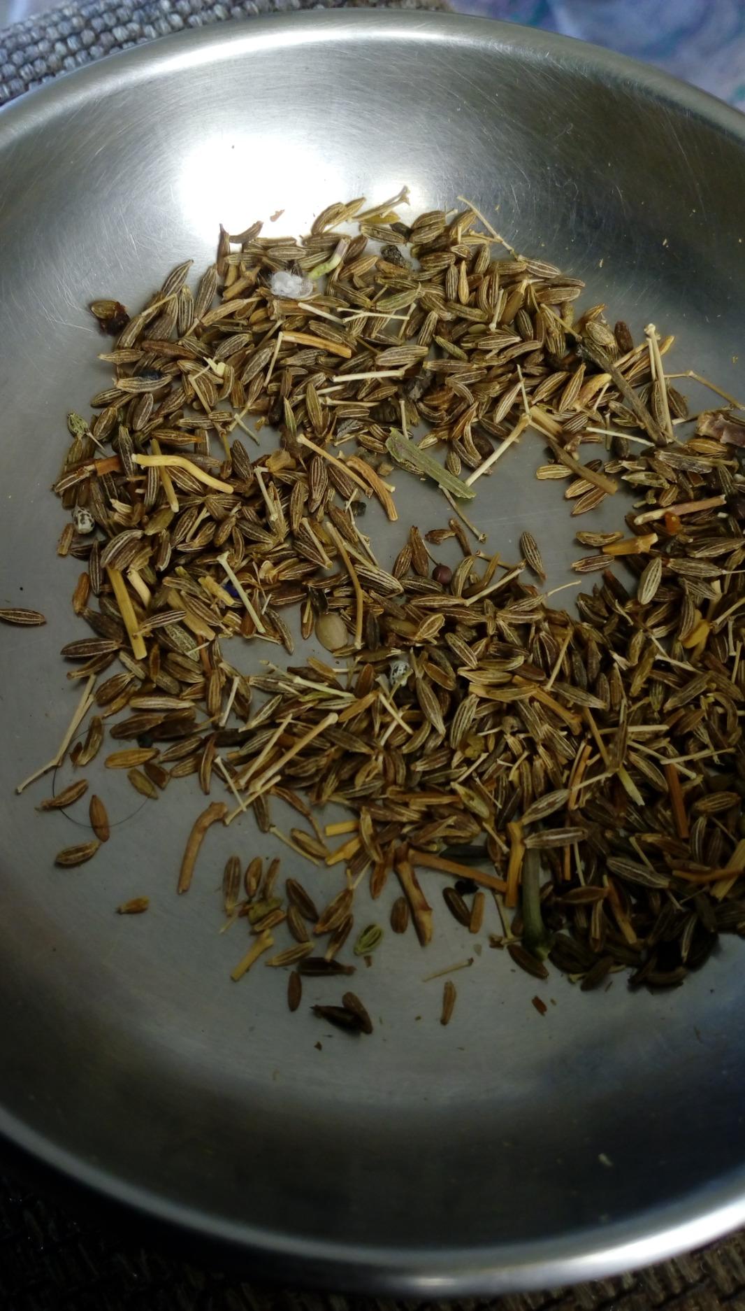 Minimal Whole Organic Cumin Seed ( Sabut Jeera ),1Kg : Amazon.in ...