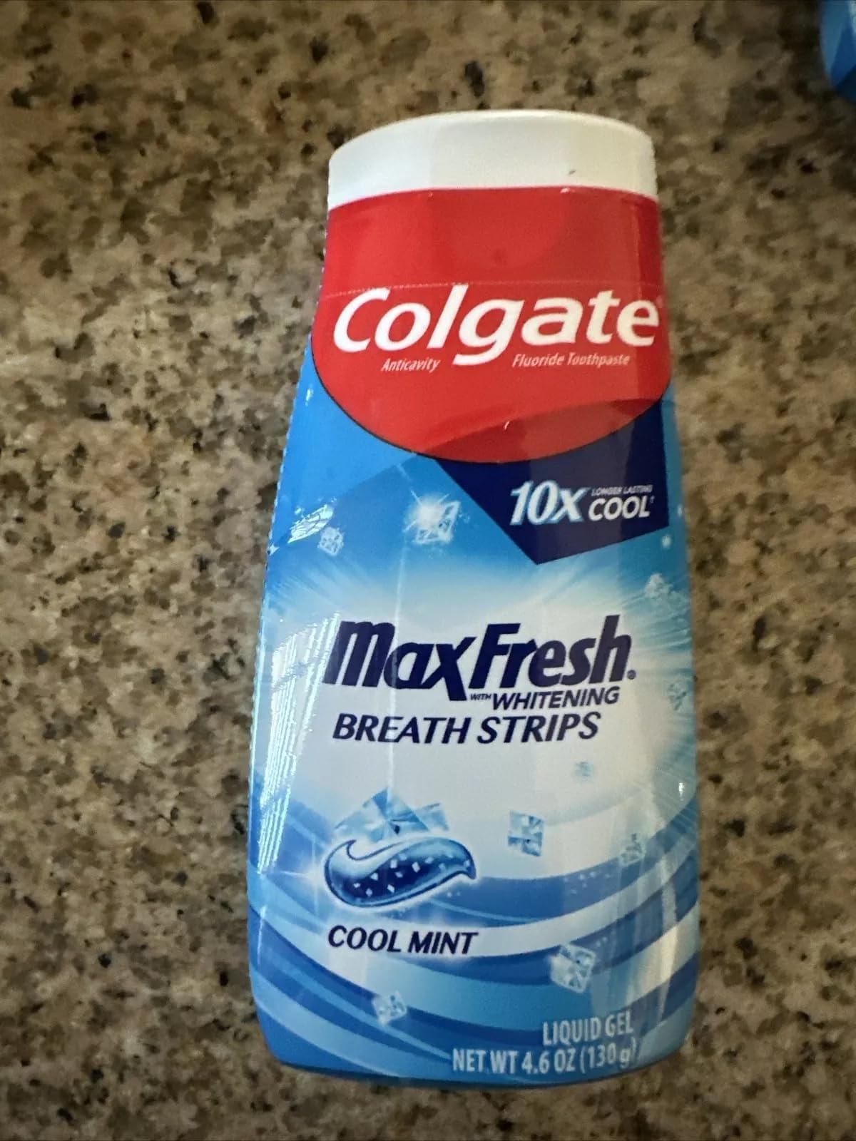 Amazon.com : Colgate Max Fresh Liquid Toothpaste with Mini Breath ...
