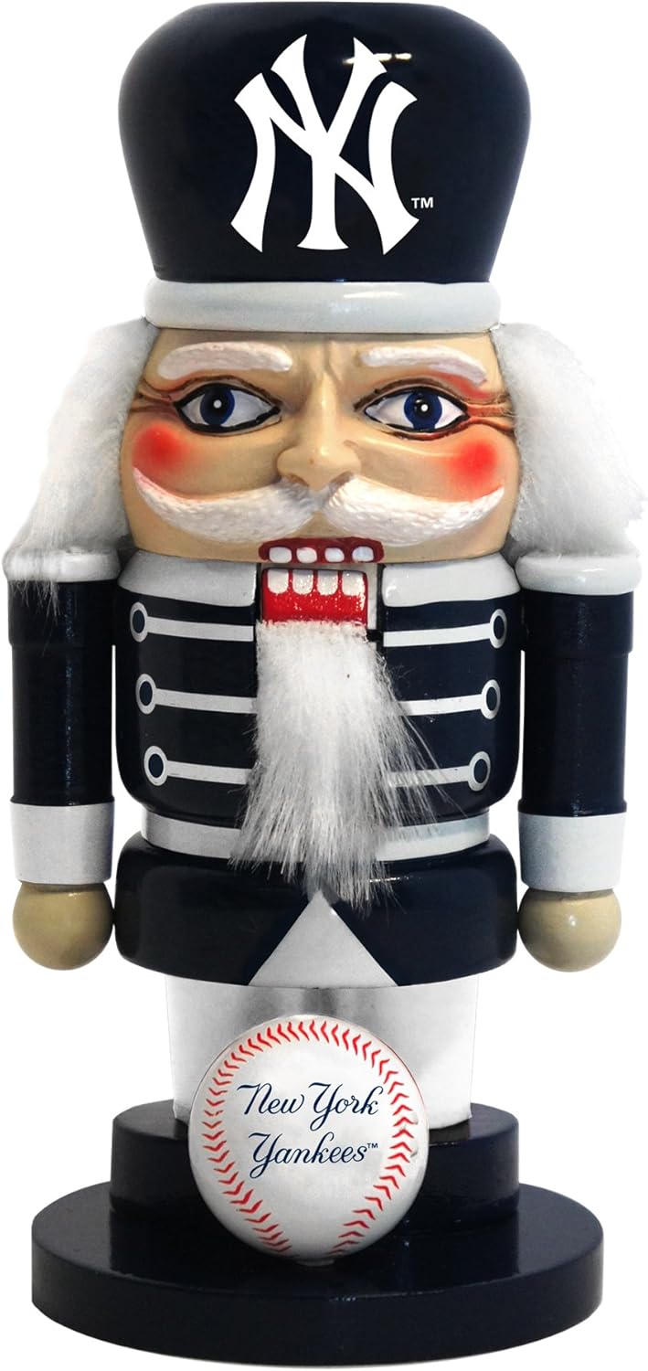 Amazon.com : MLB New York Yankees Elite 7" Nutcracker : Nut Crackers ...