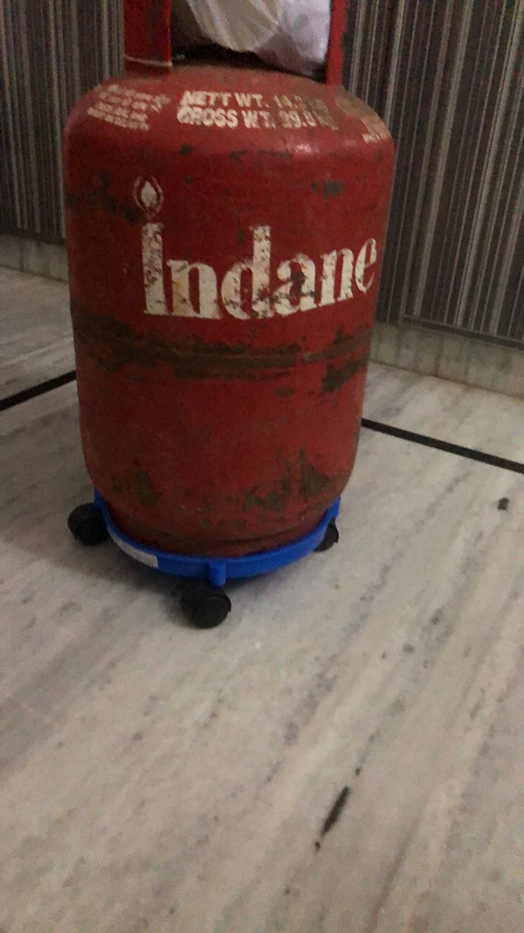 PRAHARD®LPG Cylinder Trolley Easily Movable Stand with Wheels,Gas ...