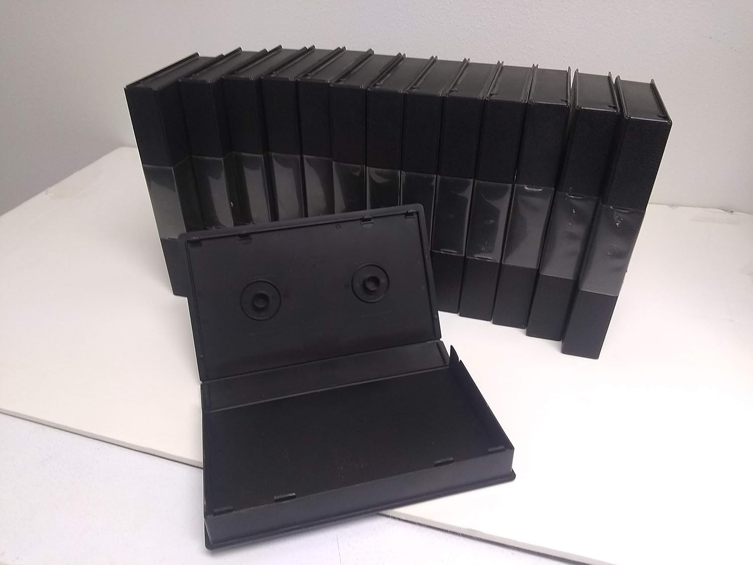 Amazon.com: VHS Casette Case 14-Pack Black : Electronics