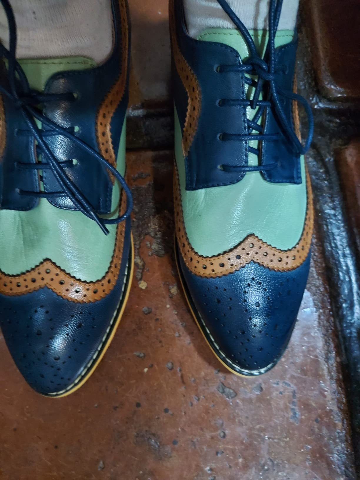 $21/mo - Finance Mona flying Women's Leather Perforated Lace-up Oxfords ...