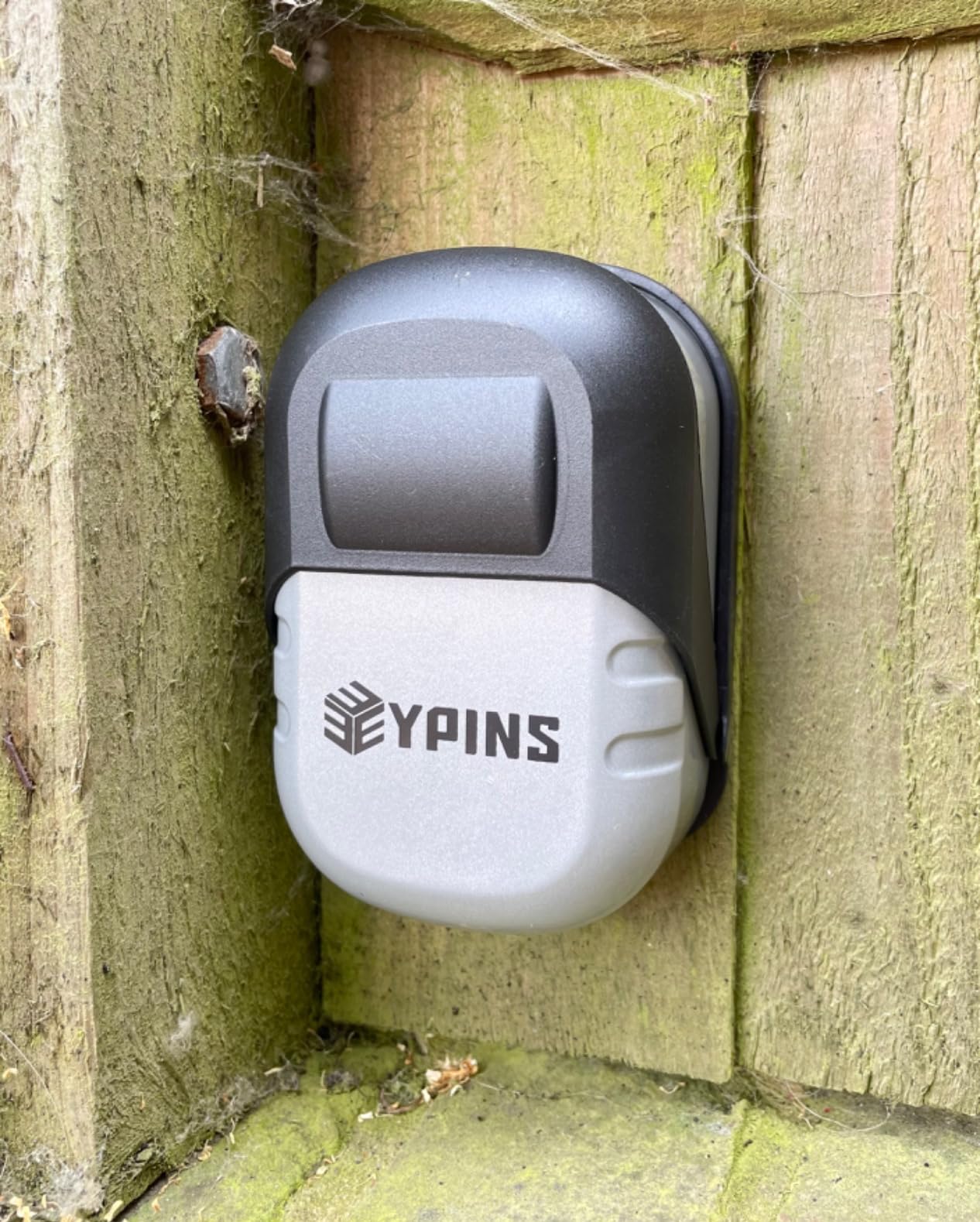 EYPINS Key Safe Wall Mounted, Key Lock Box Outdoor, Extra Large Space ...