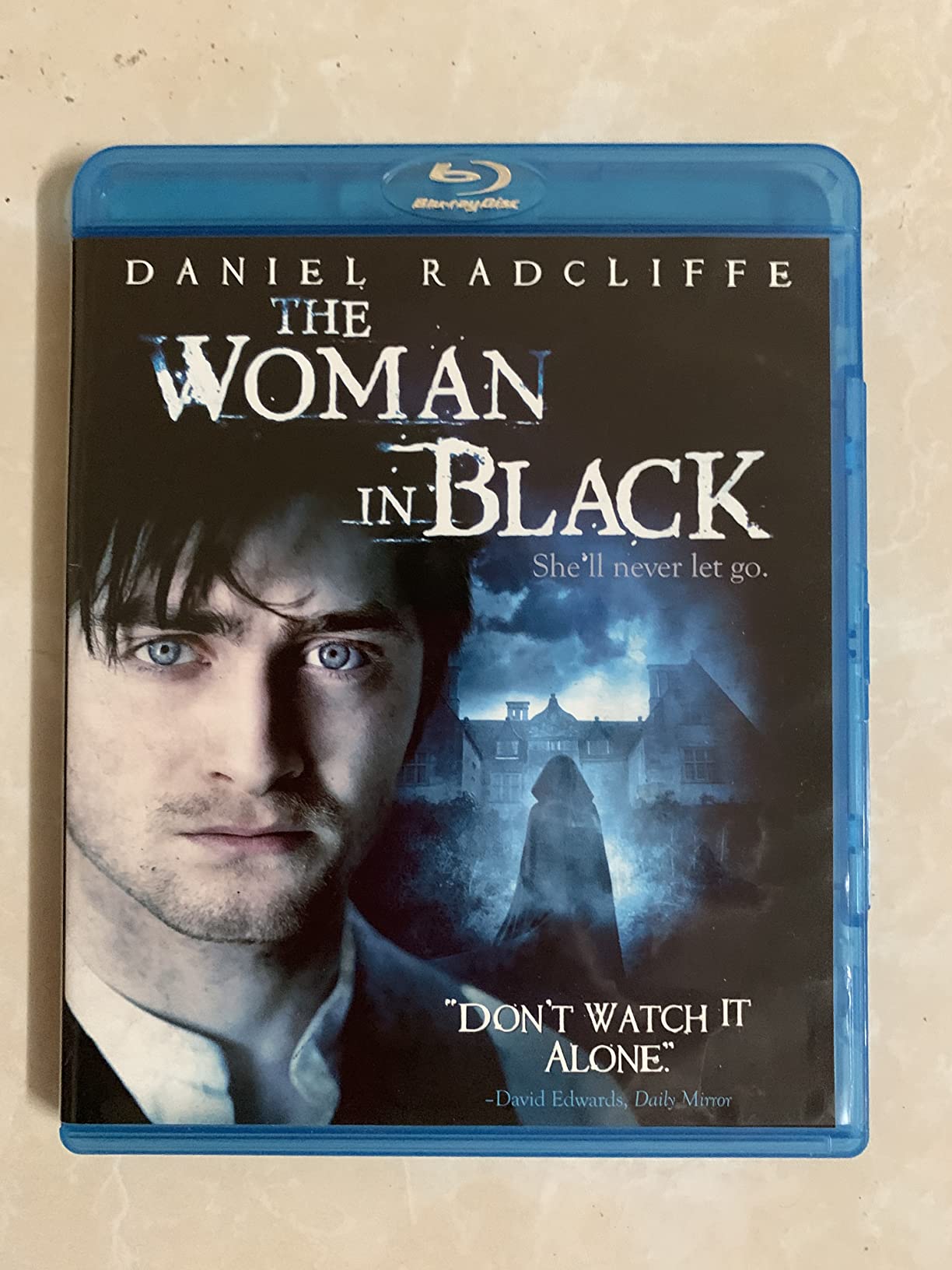 Amazon.com: The Woman in Black (Blu-ray + DVD) : Daniel Radcliffe ...
