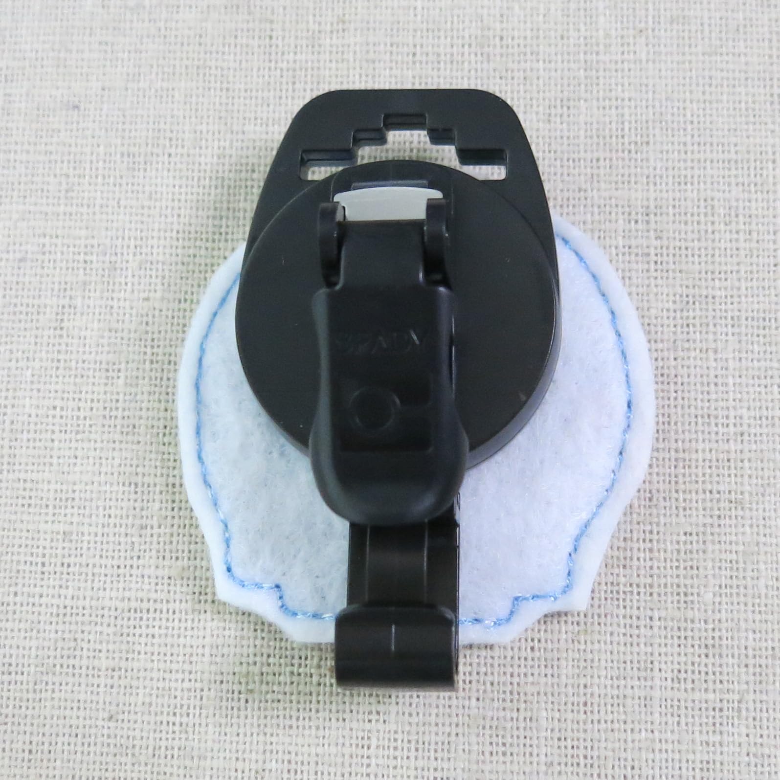Snapklik.com : MRI Safe Badge Reel, MRI Tech Badge Holder, Non-Magnetic ...
