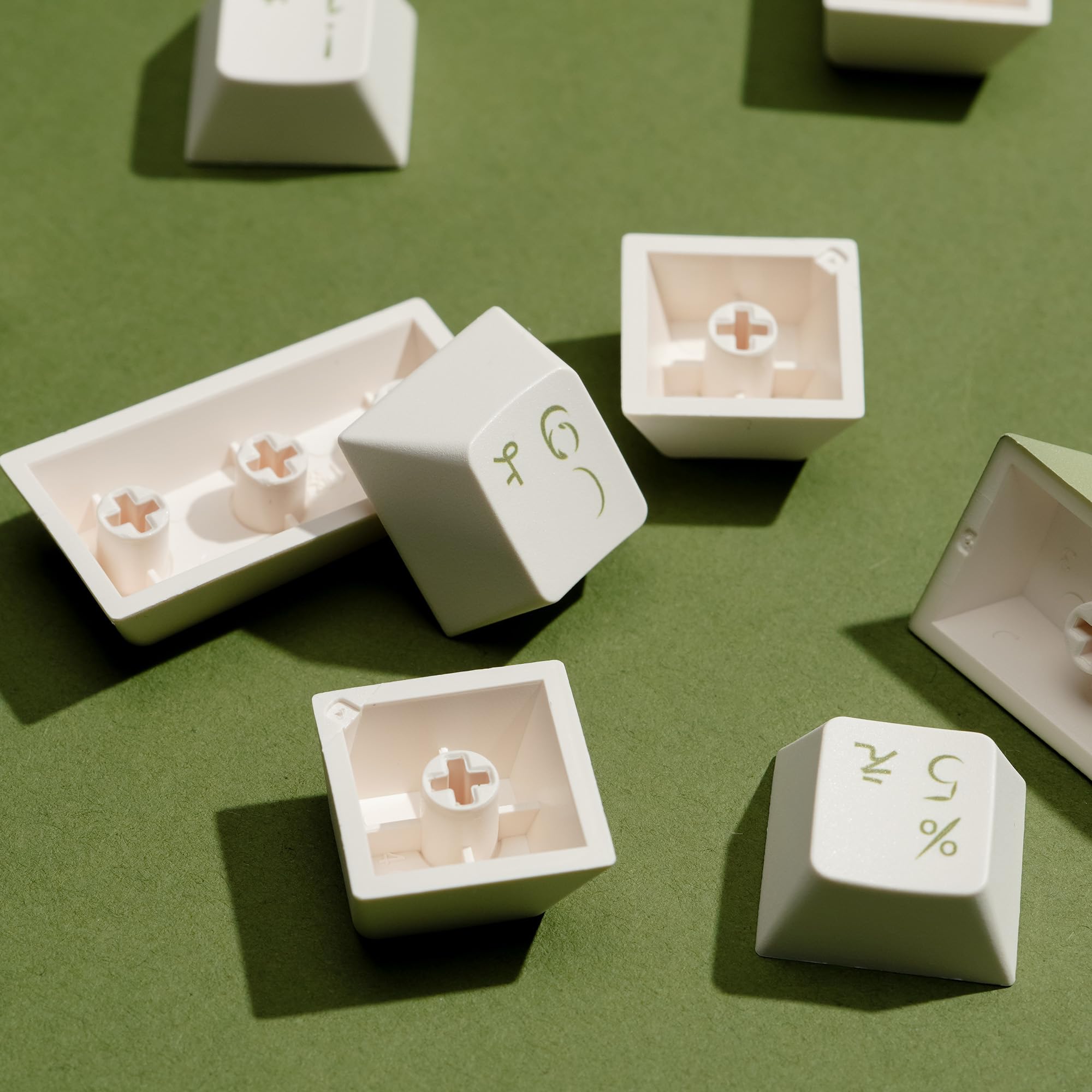 Snapklik.com : Mechkeys Utyping Neko Touch Cherry Profile Keycaps, 157 ...