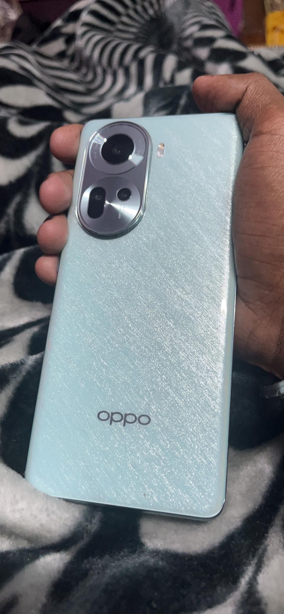 Oppo Reno 11 5G (Wave Green,128 GB) (8 GB RAM) : Amazon.in: Electronics