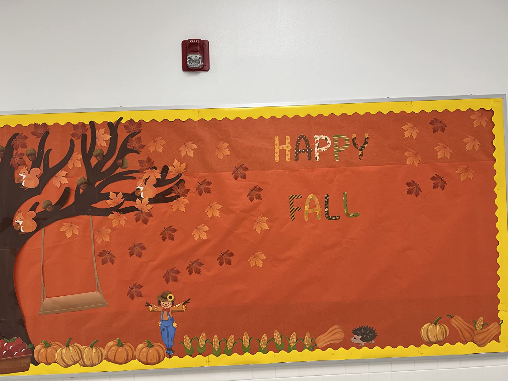 Amazon.com : MALLMALL6 155Pcs Classroom Tree Bulletin Board Decor ...