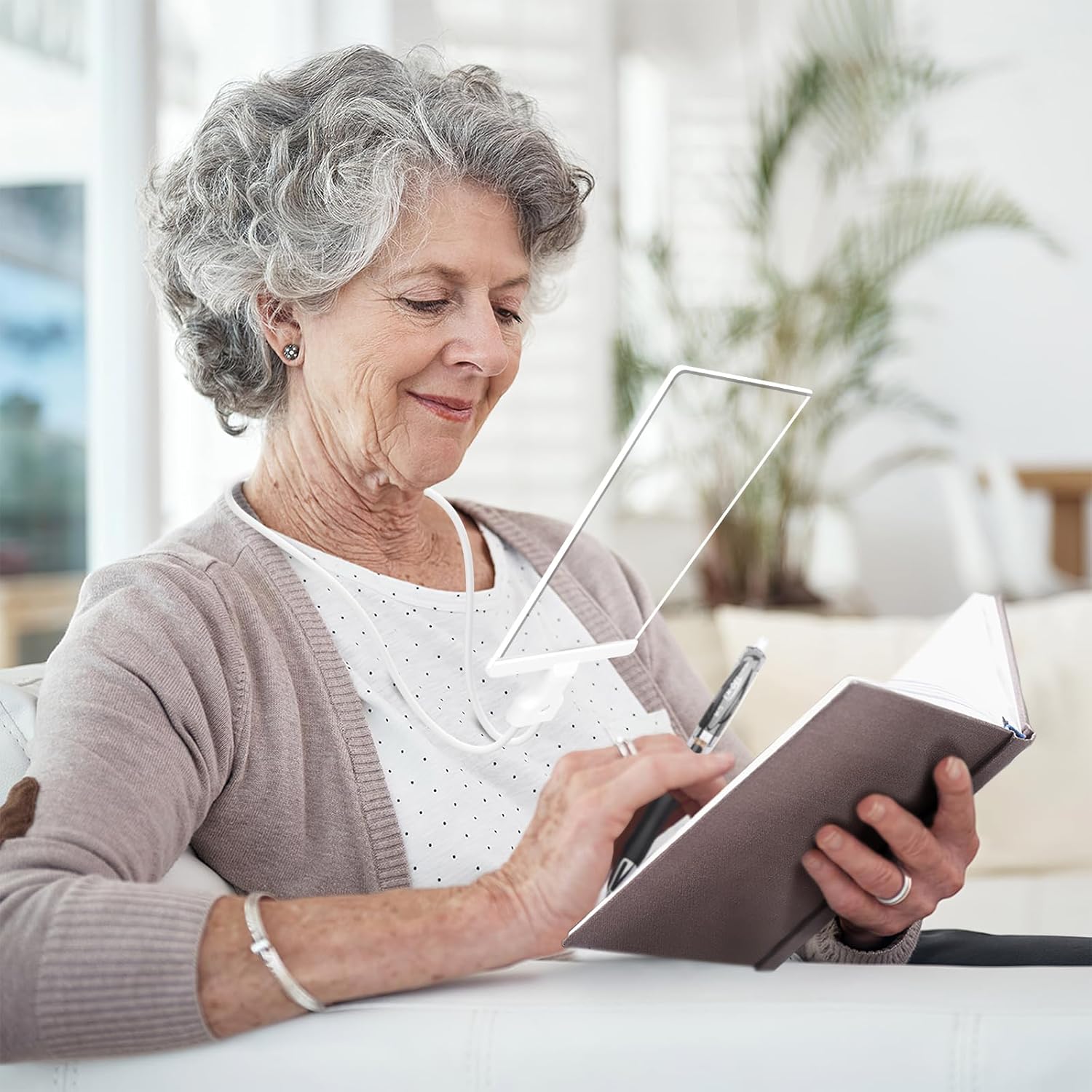 Amazon.com: 5X Hands Free Magnifier, Flexible Gooseneck Full Page ...