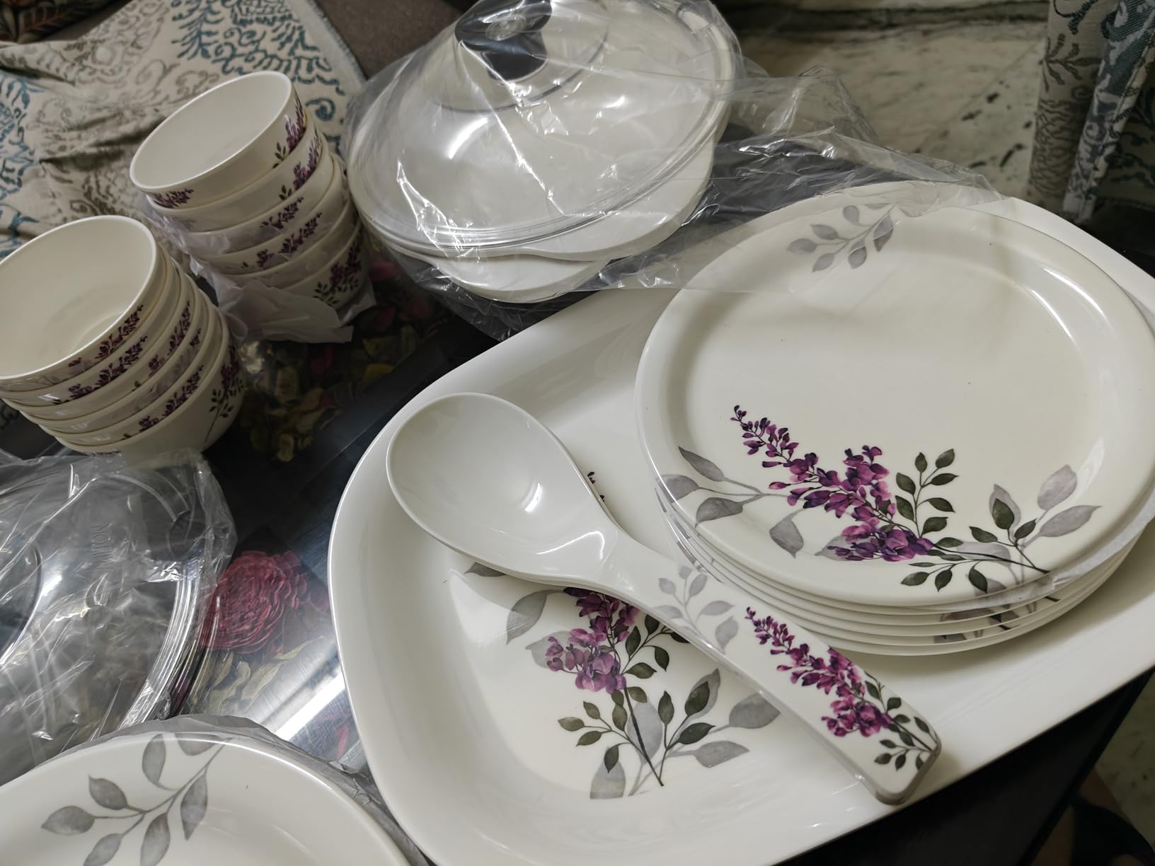 Milton Lissome Round Melamine Dinner Set of 31 Pcs, Blue Marbo : Amazon ...