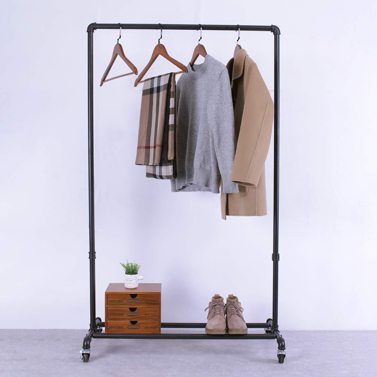 Amazon.com: Womio Industrial Iron Pipe Clothing Rack on Wheel,Clothing ...