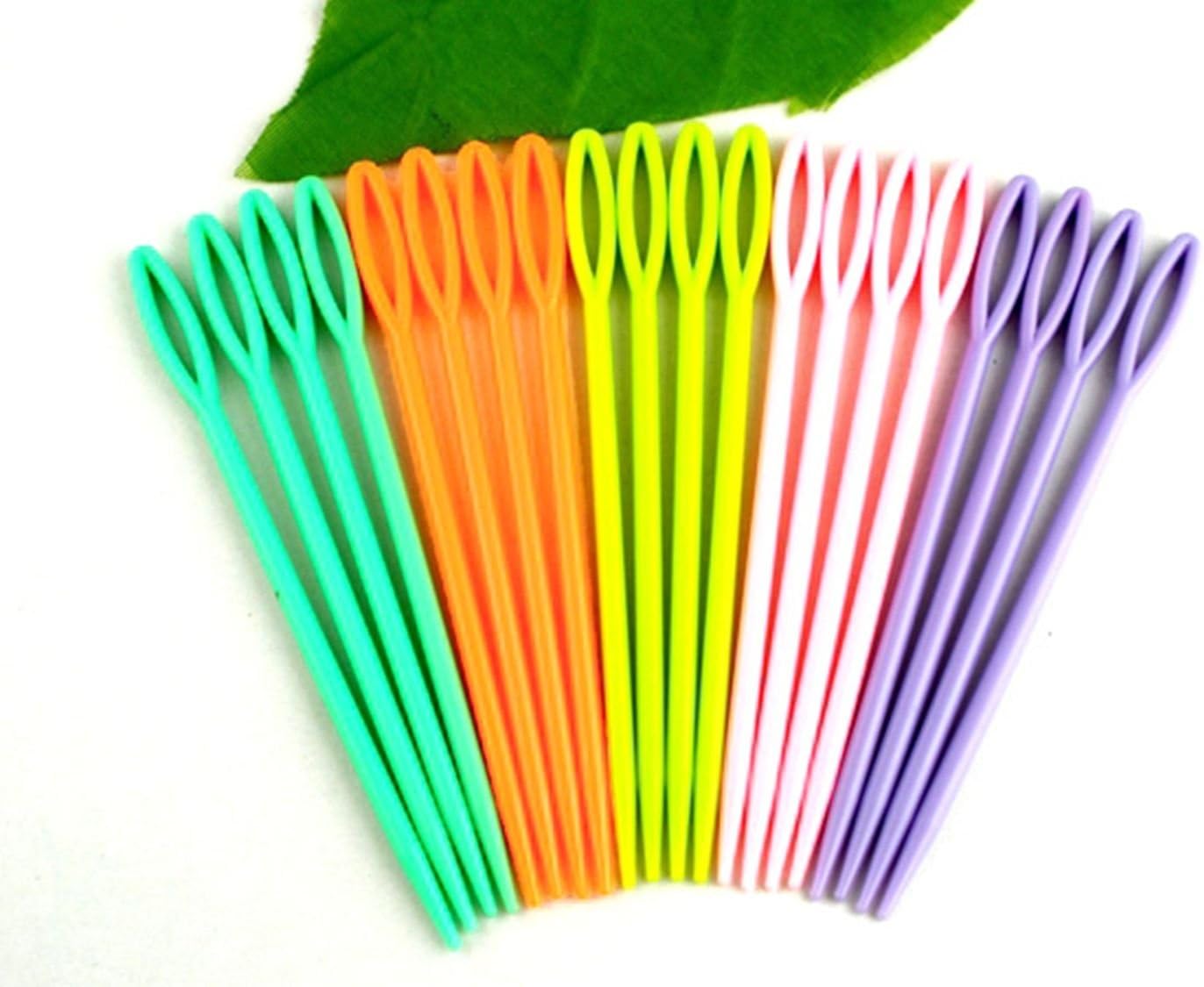 Pack of 40 Multicolour Plastic 7cm Needles. for Sewing, Binca, Tapestry ...